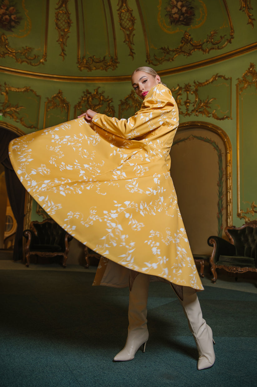 Fitted and Flared Coat with Balloon-Styled Sleeves in Yellow with Whit ...